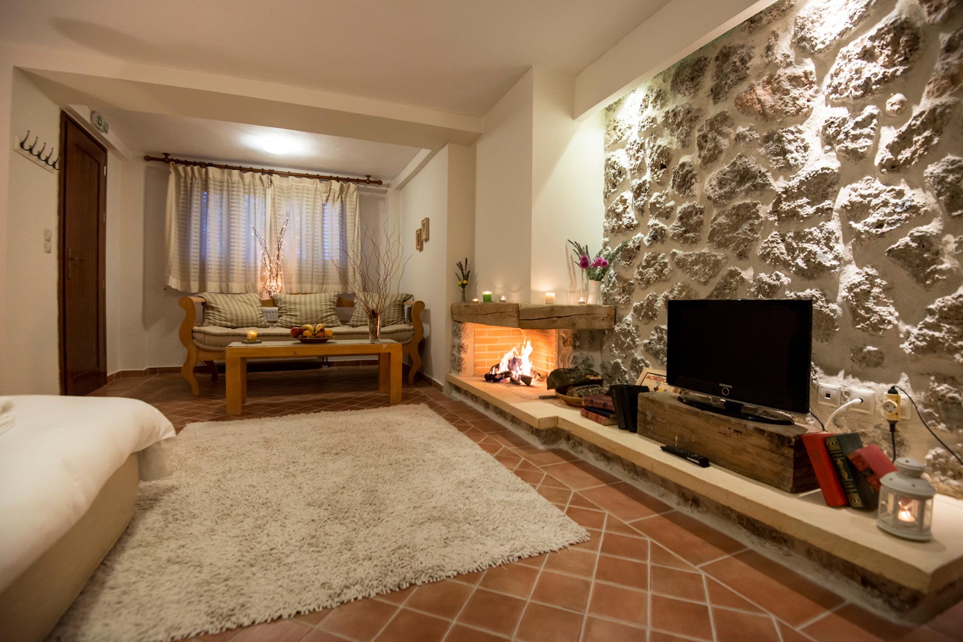 Κατοικιες | Λεβάντα Boutique Hotel, 6 πέτρινες παραδοσιακές κατοικίες ...