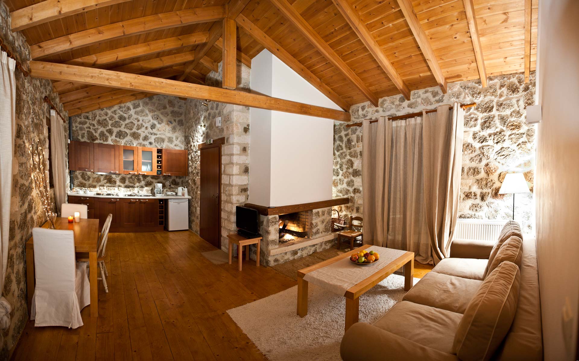 Κατοικιες | Λεβάντα Boutique Hotel, 6 πέτρινες παραδοσιακές κατοικίες ...